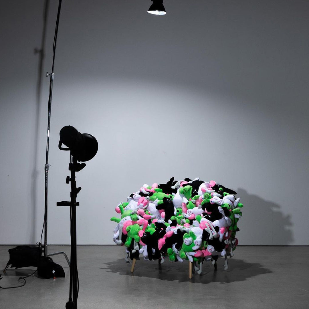 Whole Gang Plush Chair – RIPNDIP