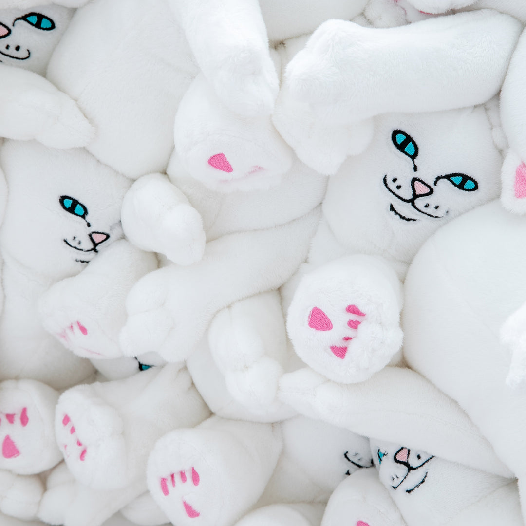 Nerm Plush Chair – RIPNDIP